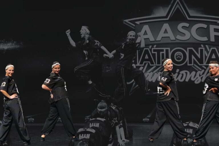 Adult Dance Classes | HyFidelity Dance Molendinar - HyFIdelity Dance